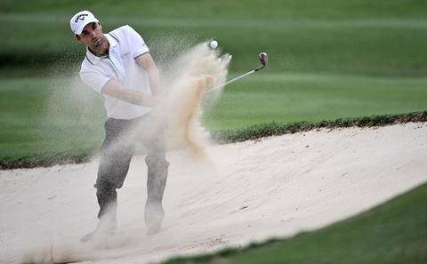 How Much Sand To Hit When Playing Greenside Bunker Shots? - SOCAL Golfer