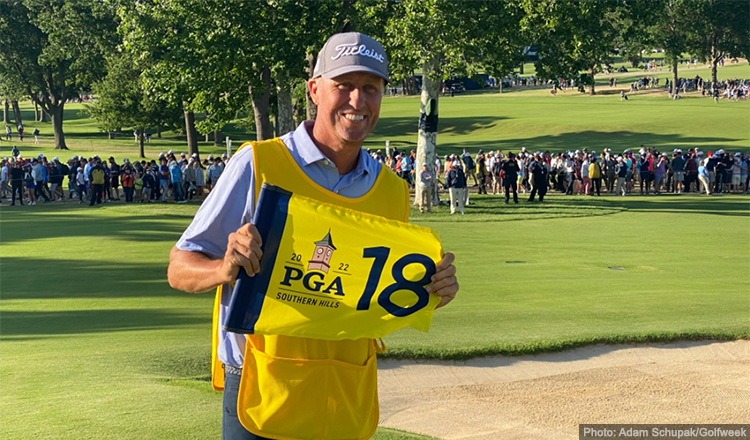 Jim 'Bones' Mackay finally gets the caddie trophy he's long desired ...