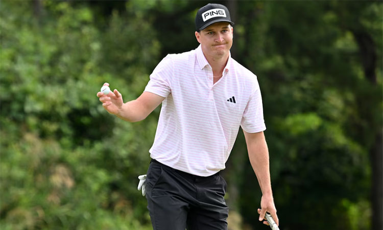 PGA Tour pro suffers the most brutal collapse while trying to shoot sub ...